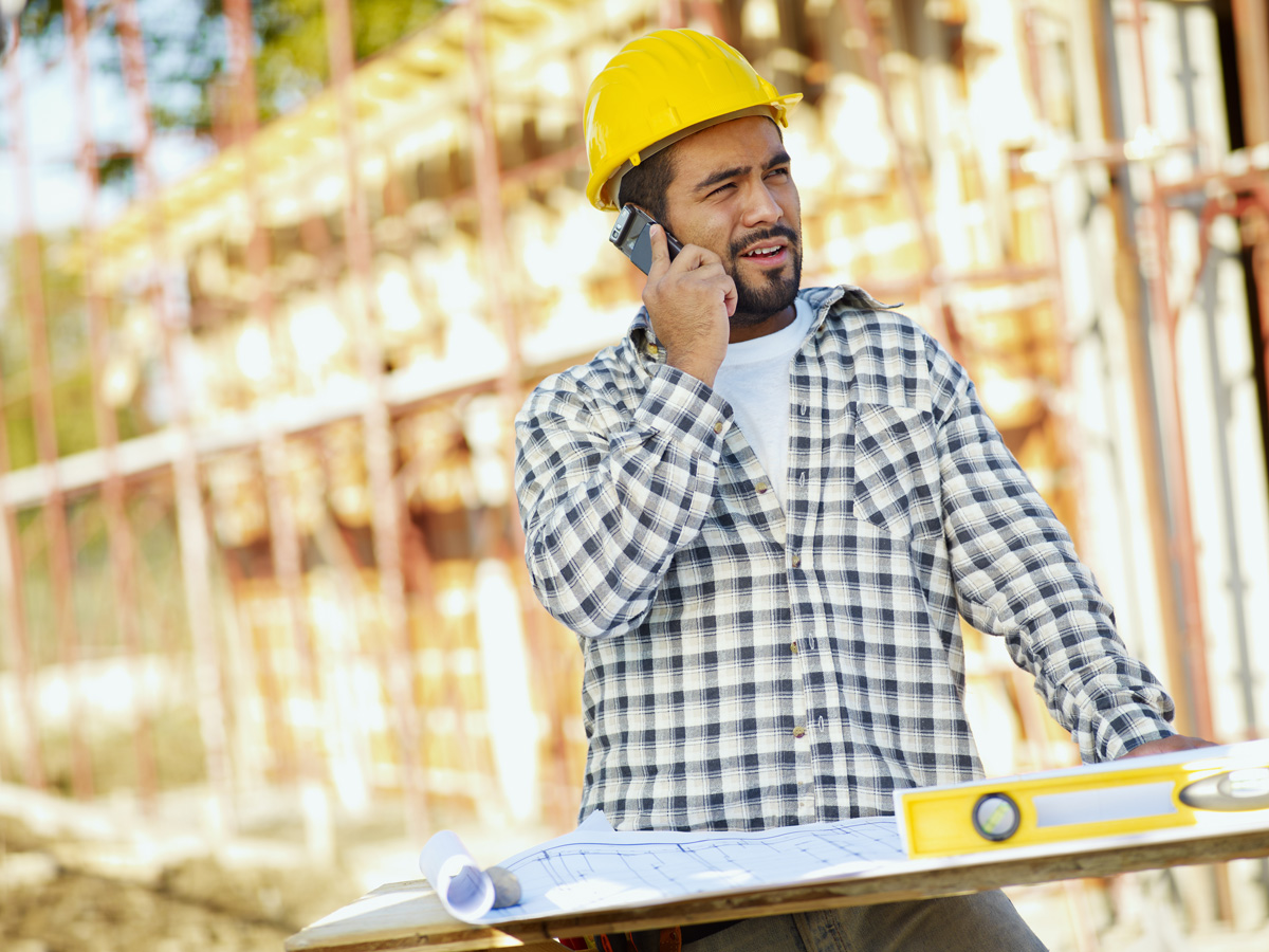 Advantages of Mobile Learning To Train Contractors/Staff | GoContractor